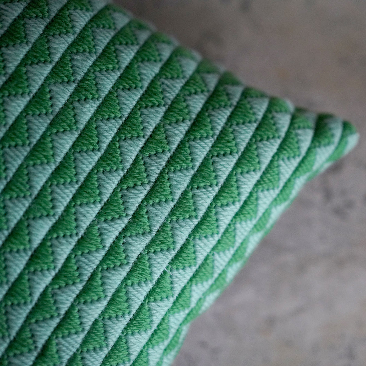 OPSKRIFT: Uunartoq Broderi Pude | Kit Couture